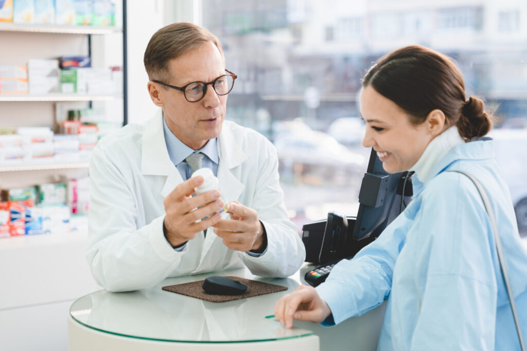 Tips for Running a Specialty Pharmacy - Tom's Networking