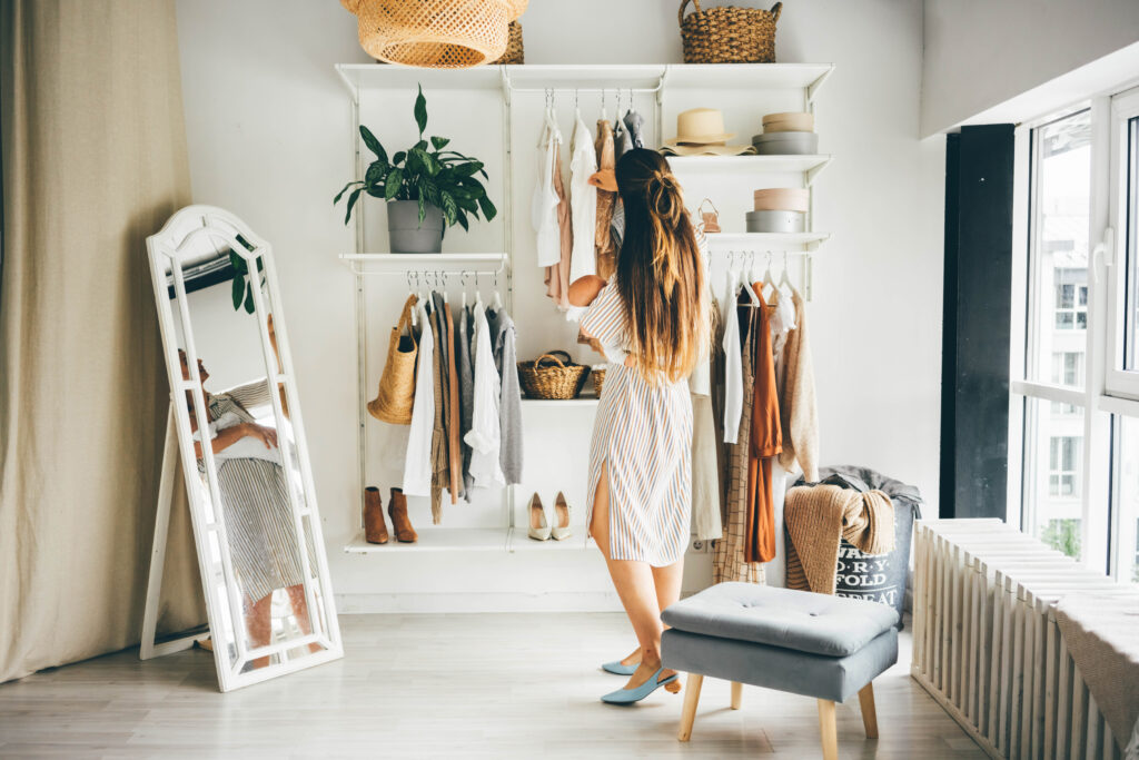 Tips for Completely Revamping Your Wardrobe - Tom's Networking